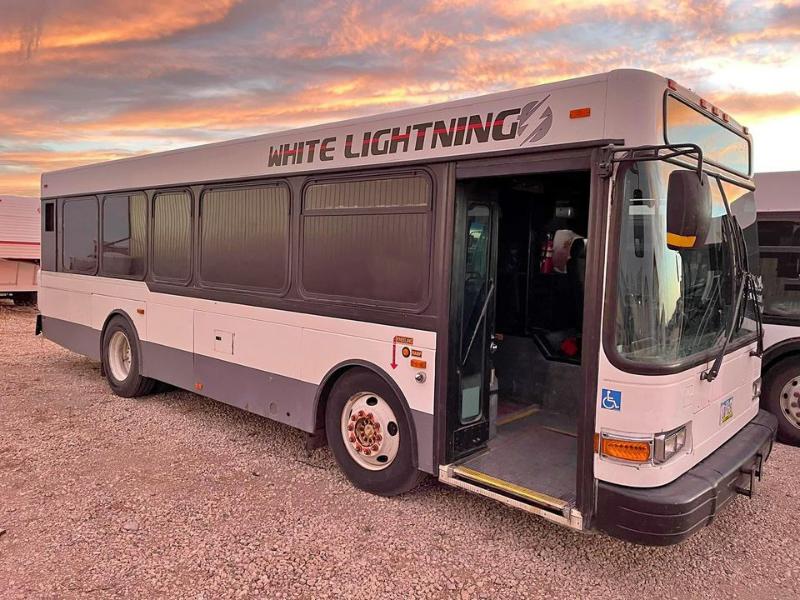 Sioux Falls Party Bus Fleet - Midwest Party Express | Sioux Falls, SD