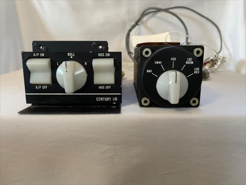 Centruy IIb Autopilot With Edo Aire Autopilot Coupler. Working. Used.