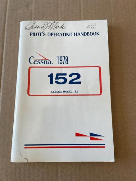 Cessna 152 Pilot's Operating Handbook. Used.